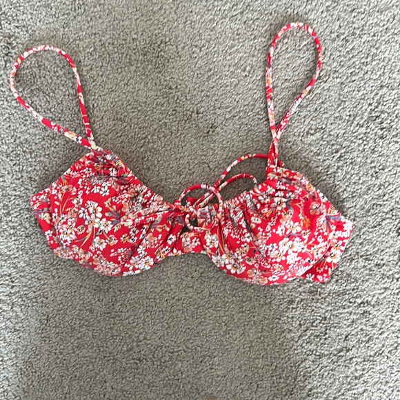 O'Neill | Swim | Oneal Red Swim Top | Poshmark